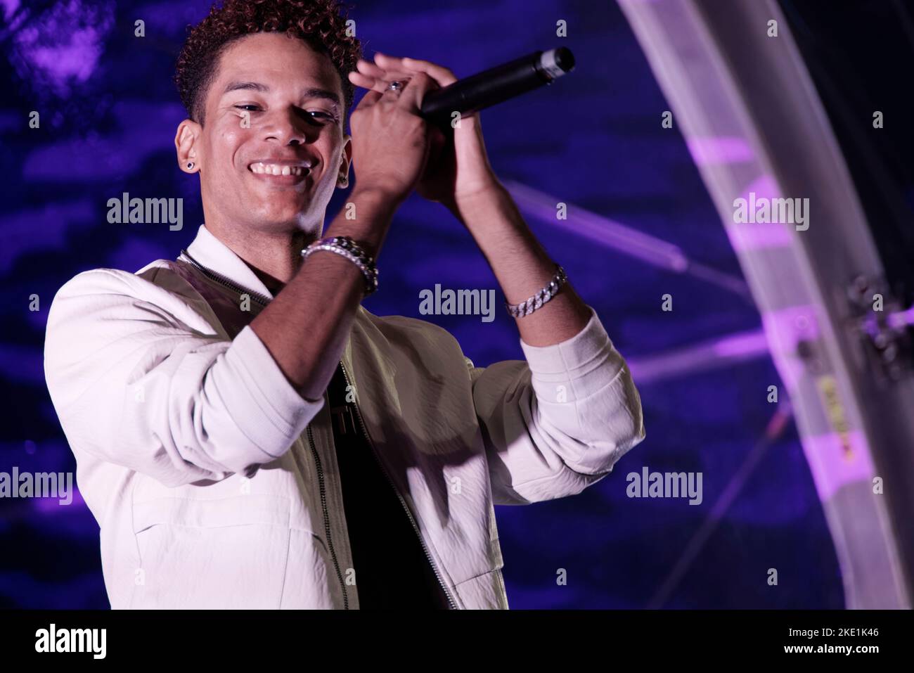 Saint-Malo, France. 5th Nov, 2022. Antonny Drew performs with Tanmpo ...