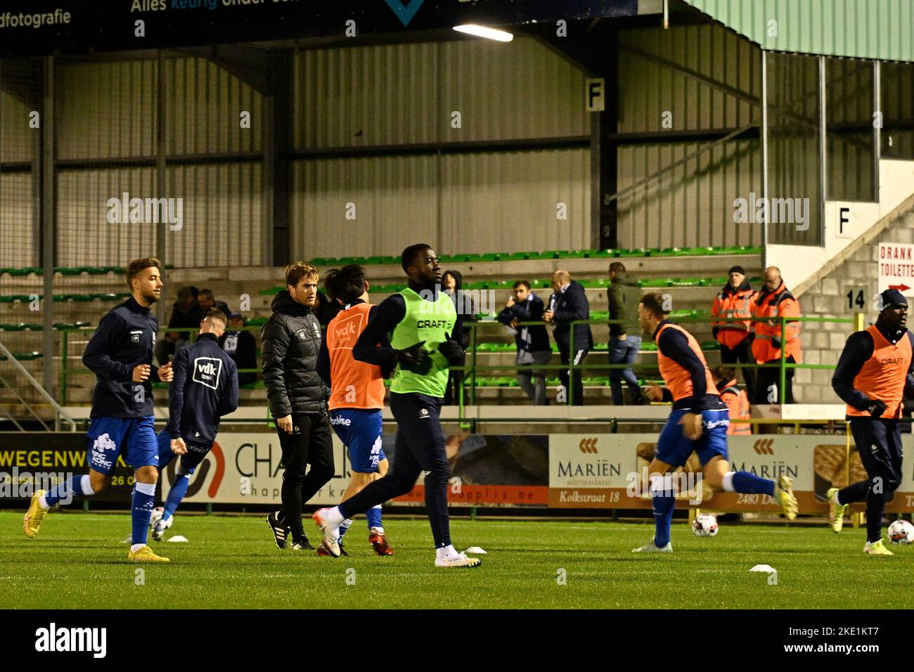 Gent's players pictured before a Croky Cup 1/16 final game between ...