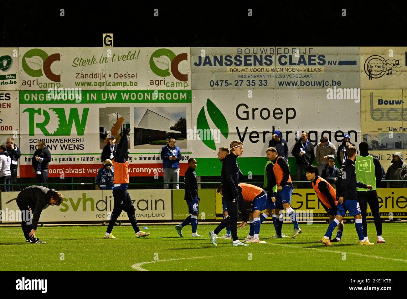Gent's players pictured before a Croky Cup 1/16 final game between ...