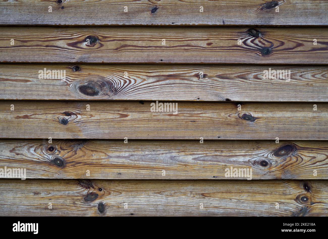 Old clapboard hi-res stock photography and images - Alamy