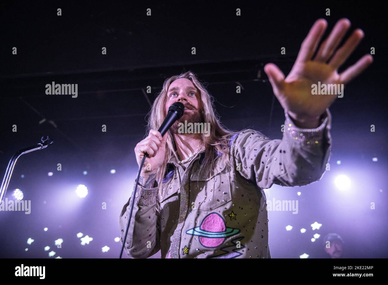 Sam Ryder performing at La 2 de Apolo, Barcelona 8 Nov. 2022 ...