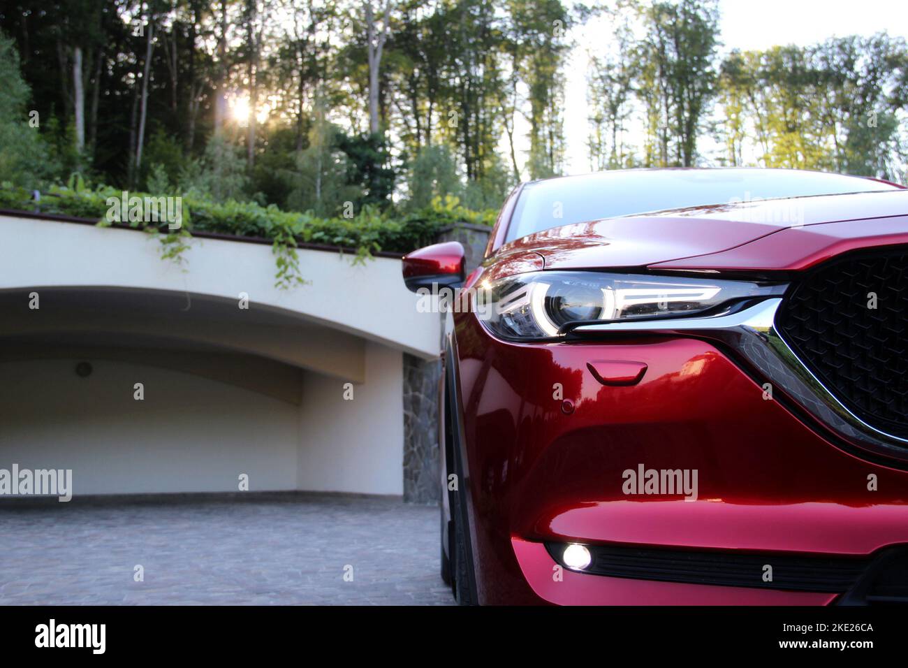 New parked cars front hi-res stock photography and images - Alamy