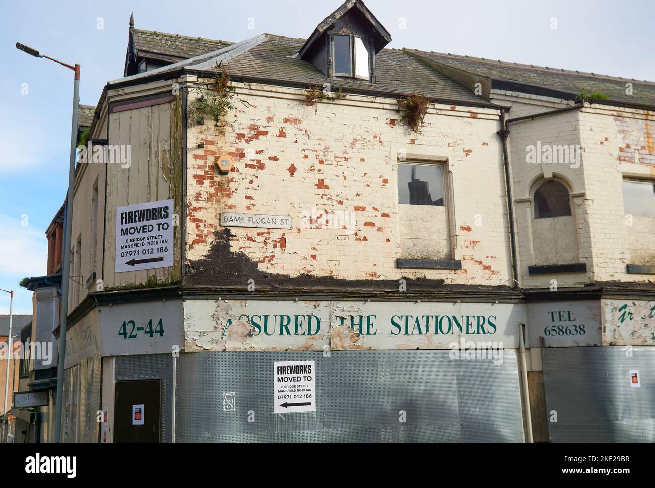 Abandoned derelict building in Mansfield, Nottingham Stock Photo - Alamy
