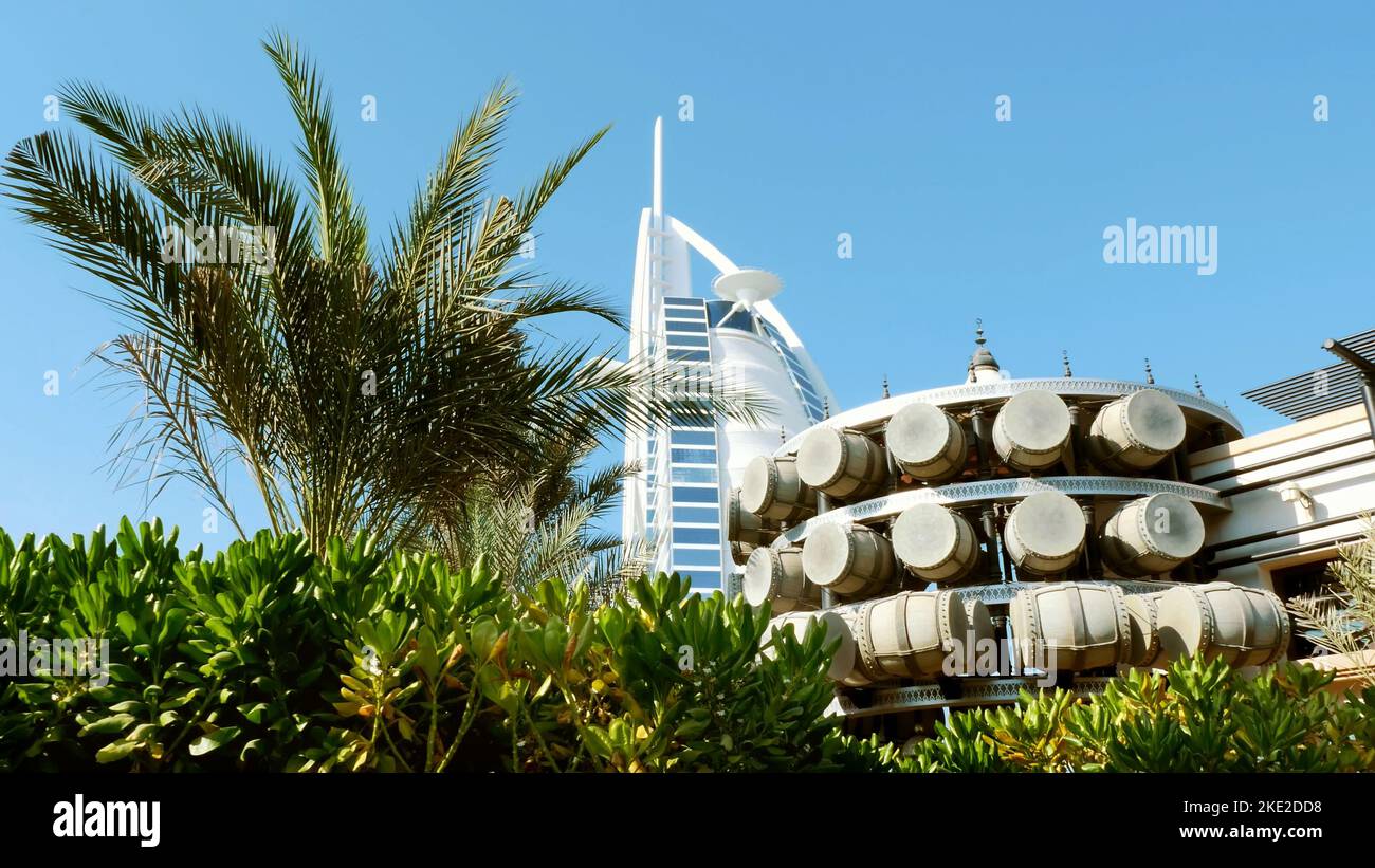 Traditional arab wedding ceremony dubai hi-res stock photography and ...