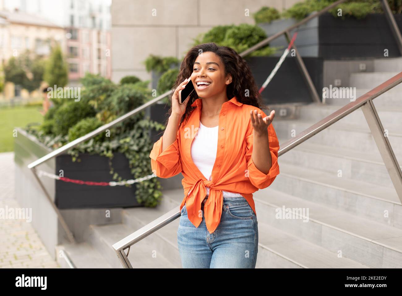 Talk talk ad hi-res stock photography and images - Alamy