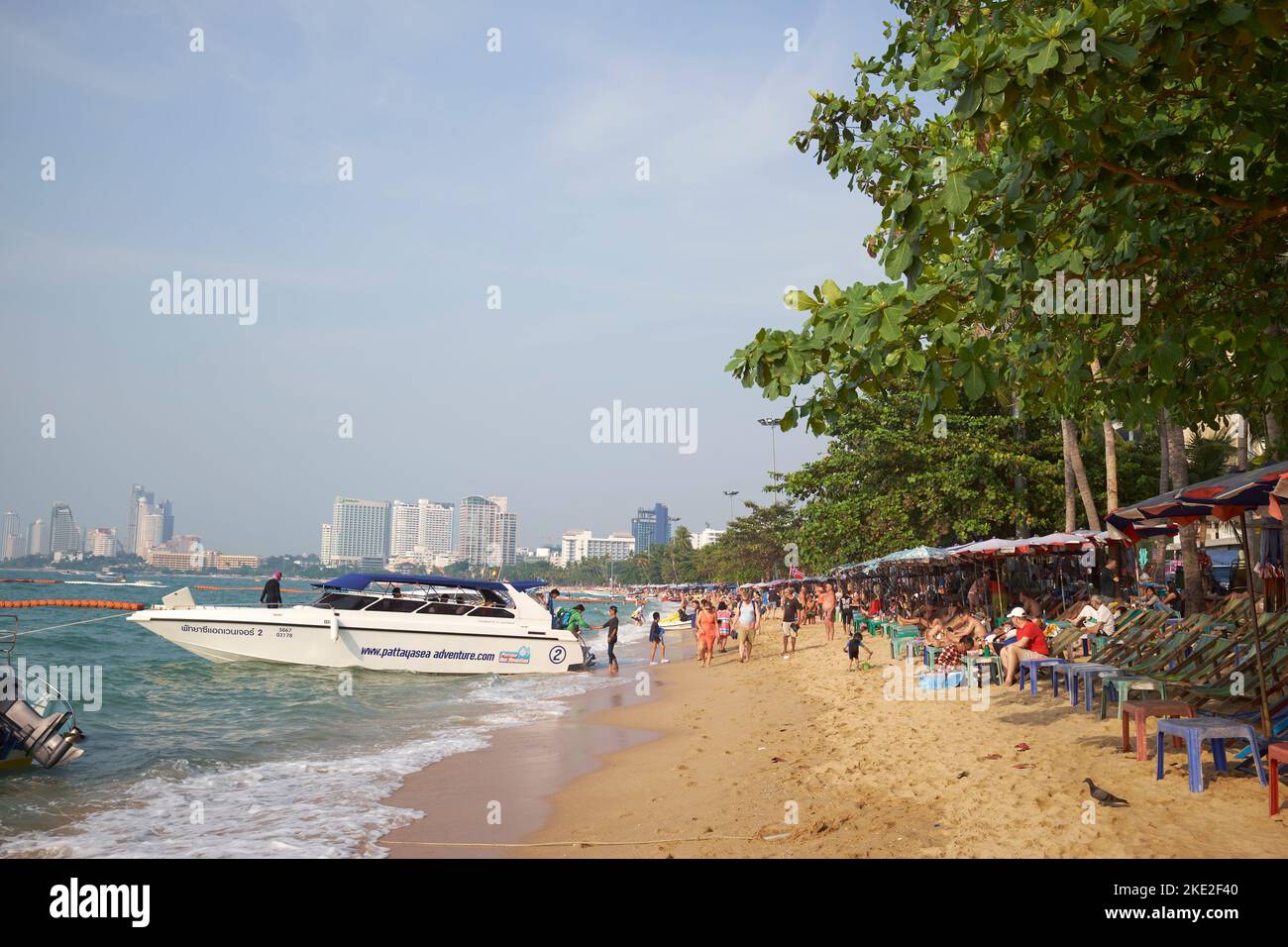 Pattaya cruises hi-res stock photography and images - Alamy