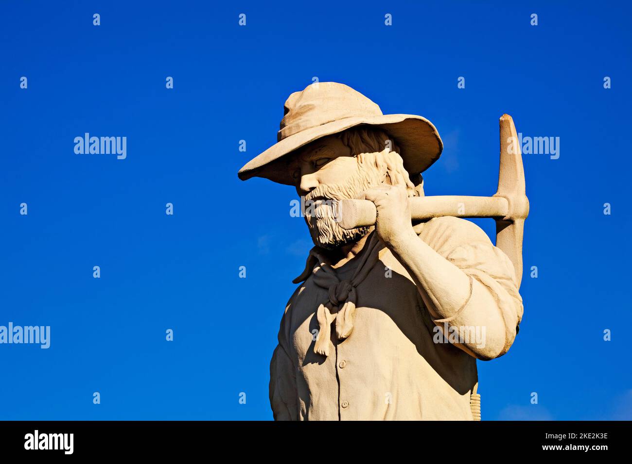 Ballarat Australia / Statue of a gold digger with his pick resting on ...