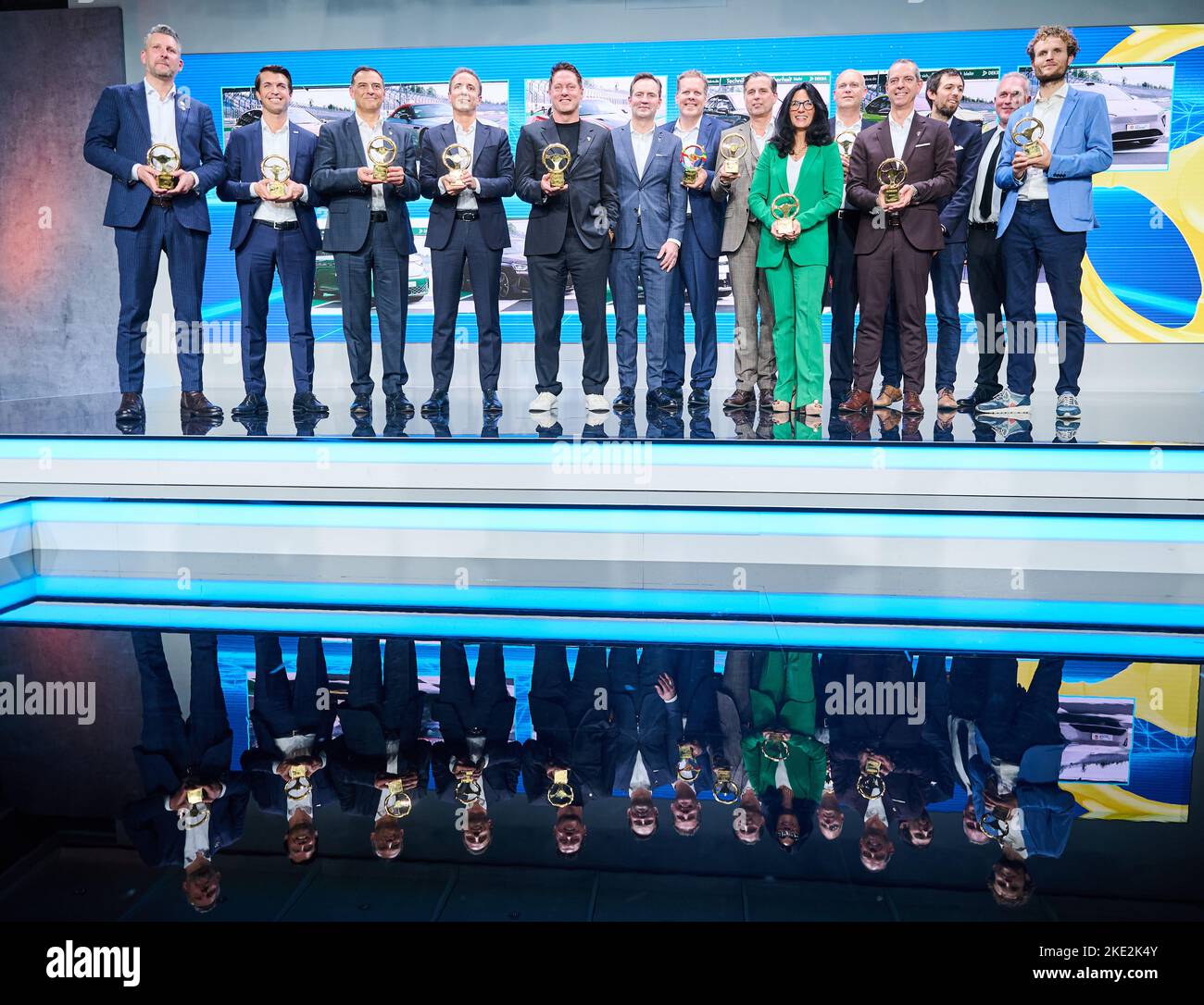 09 November 2022, Berlin: The Golden Steering Wheel award winners Ralph ...