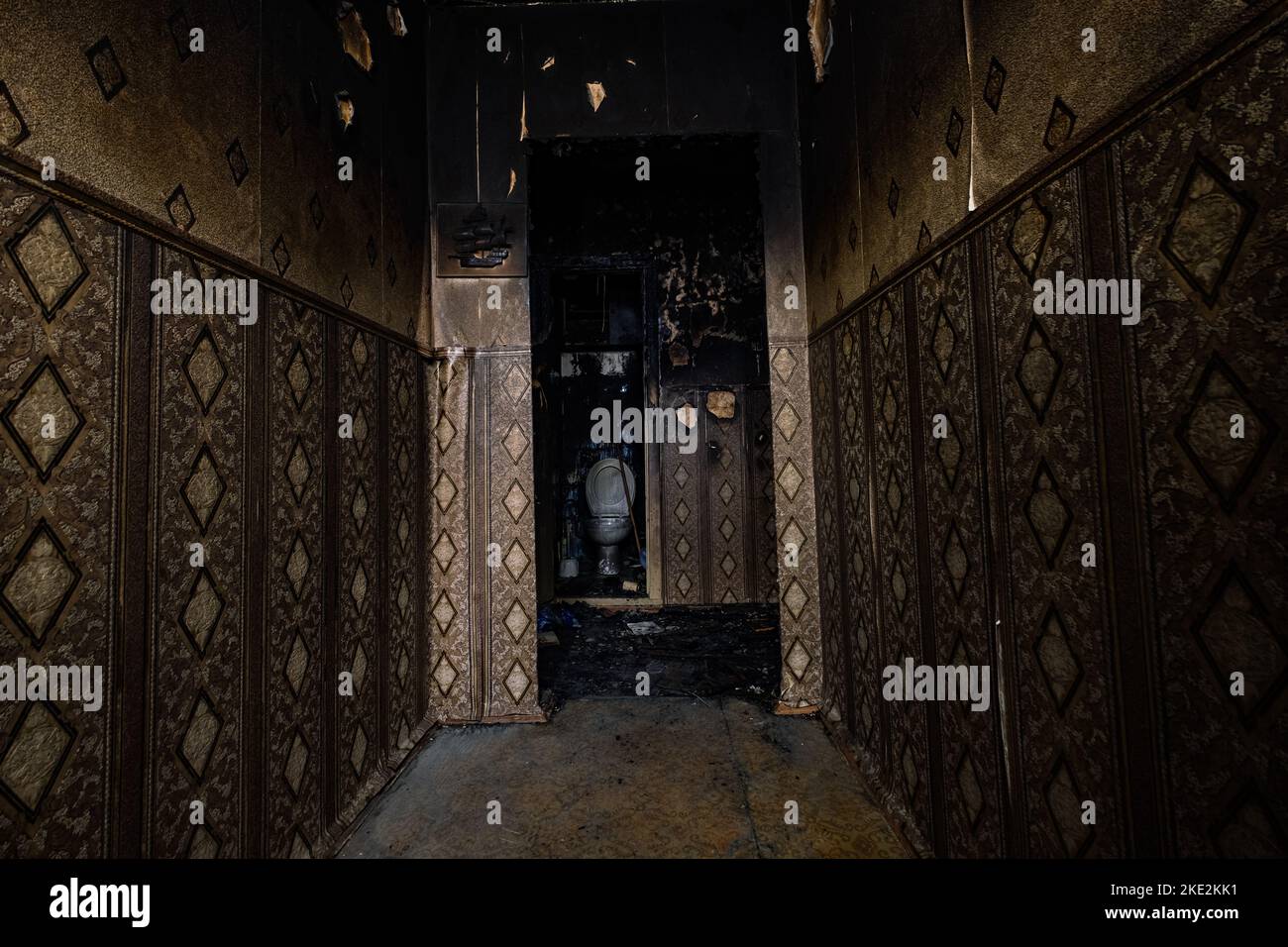 Burnt apartment house interior. Consequences of fire Stock Photo - Alamy