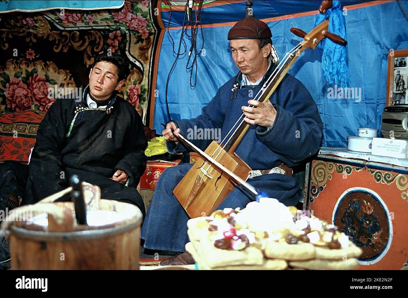 THE STORY OF THE WEEPING CAMEL, MONGOLIAN MAN PLAYS INSTRUMENT, 2003 ...