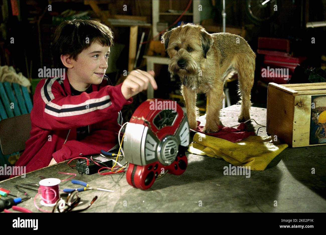 GOOD BOY!, LIAM AIKEN, HUBBLE, 2003 Stock Photo - Alamy