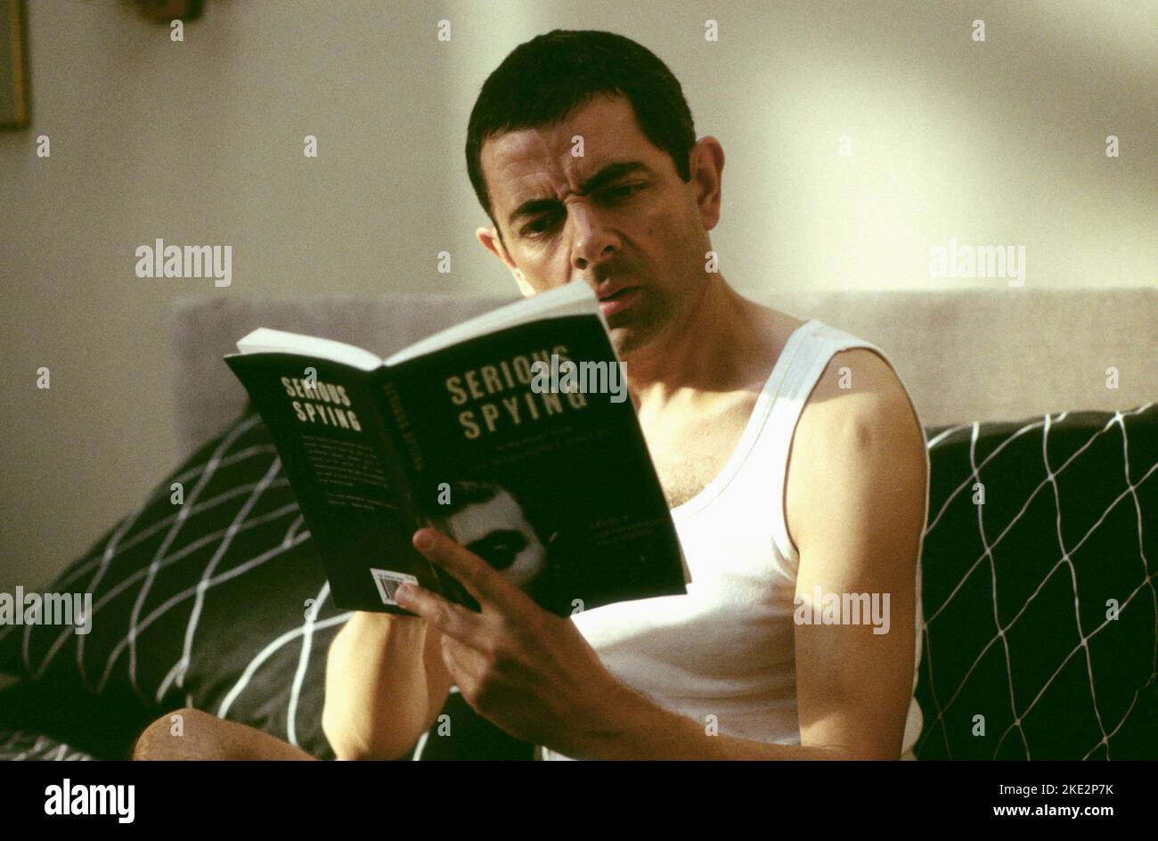 JOHNNY ENGLISH, ROWAN ATKINSON, 2003 Stock Photo - Alamy