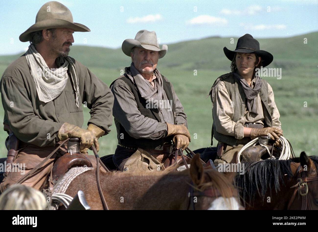 OPEN RANGE, KEVIN COSTNER, ROBERT DUVALL, DIEGO LUNA, 2003 Stock Photo ...