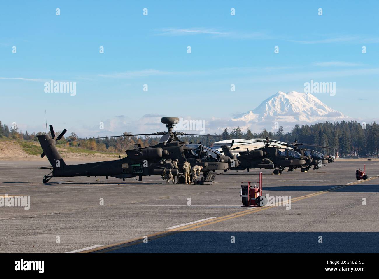 Soldiers assigned to 16th Combat Aviation Brigade perform maintenance ...