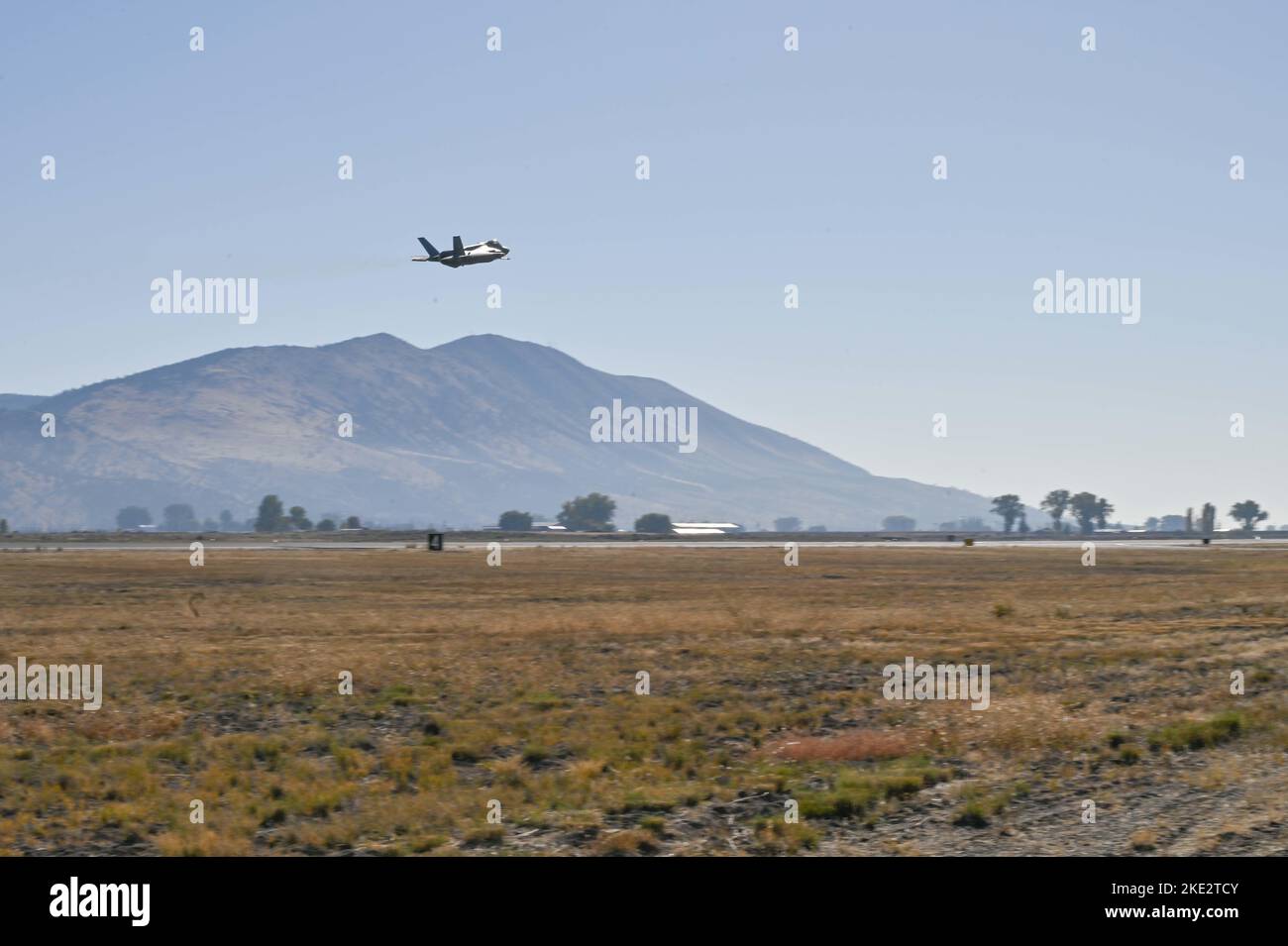 A U.S. Air Force F-35 Lightning II takes off before the Mt. Stukel ...