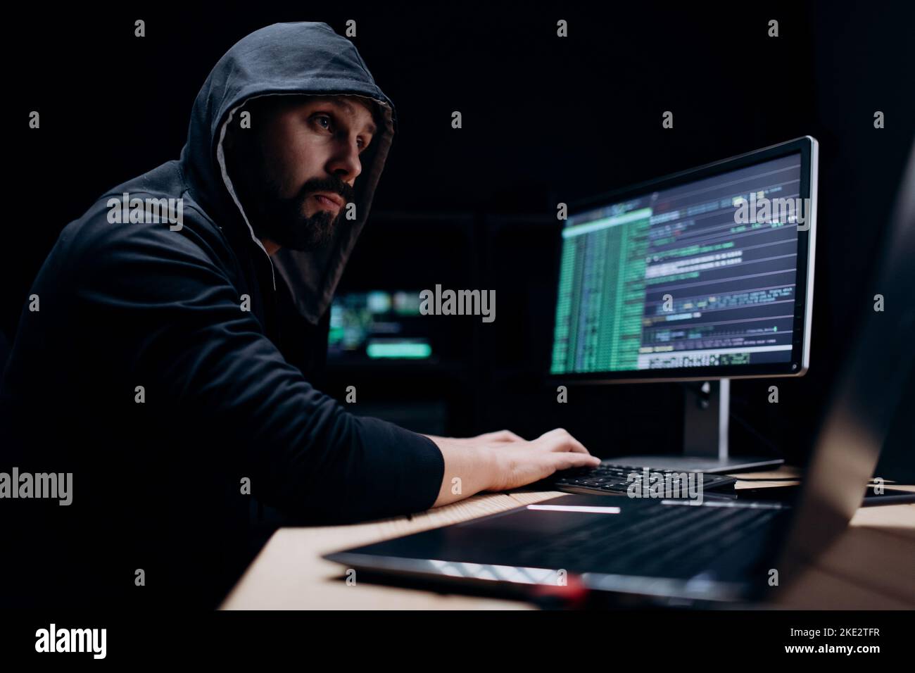 Connection specialist hi-res stock photography and images - Alamy