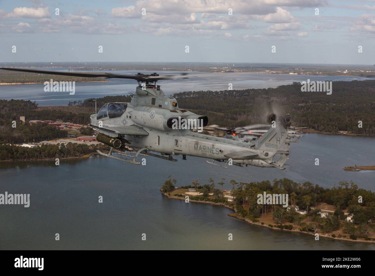 U.S. Marines with Marine Light Attack Helicopter Squadron (HMLA) 269 ...