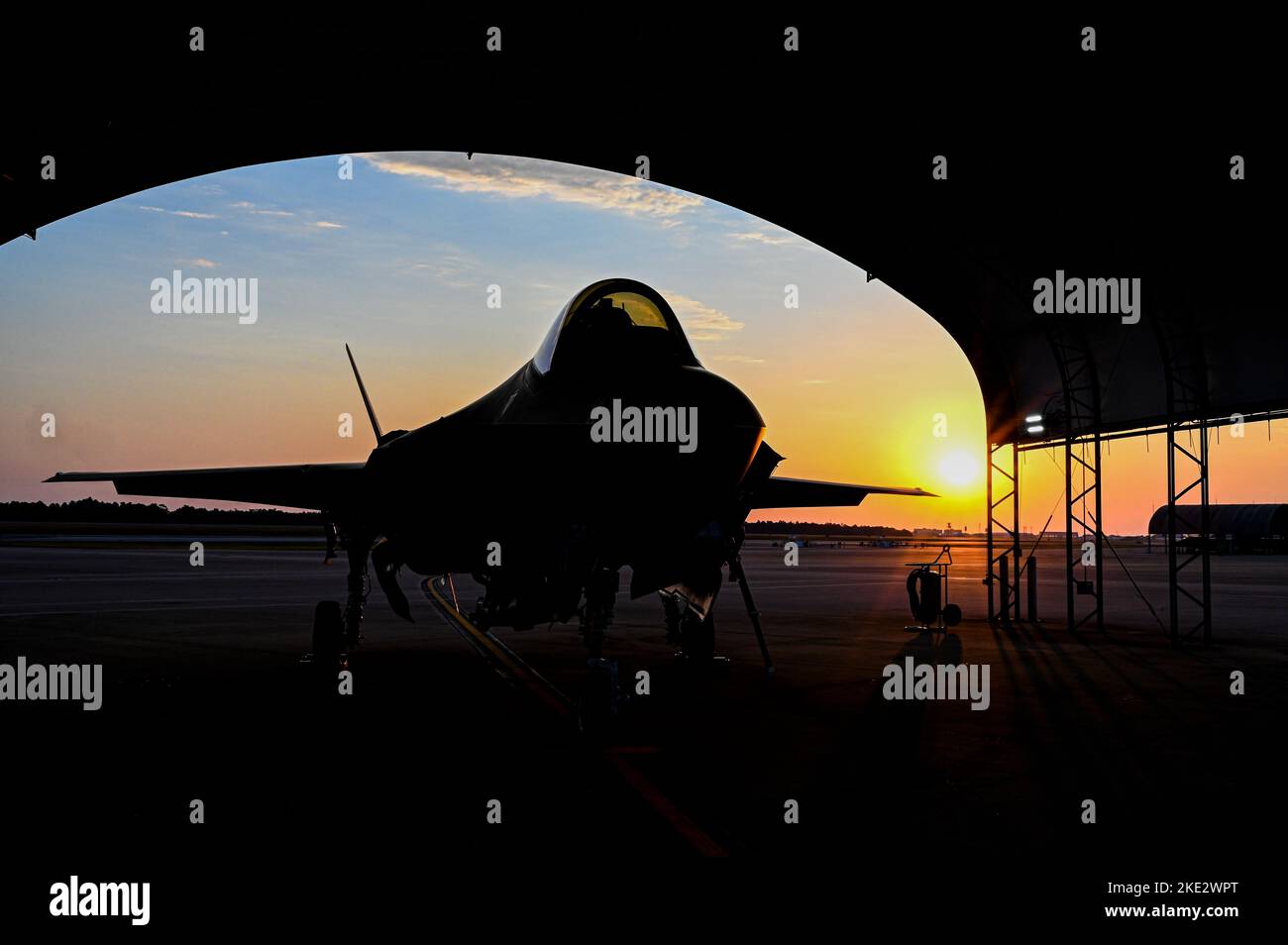 The 33rd Fighter Wing trains F-35A Lightning II pilots and maintainers ...