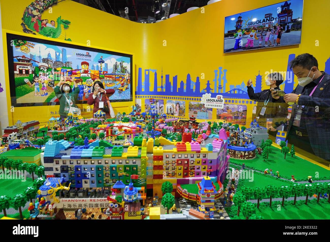 SHANGHAI, CHINA - NOVEMBER 8, 2022 - Visitors take a photo of the ...