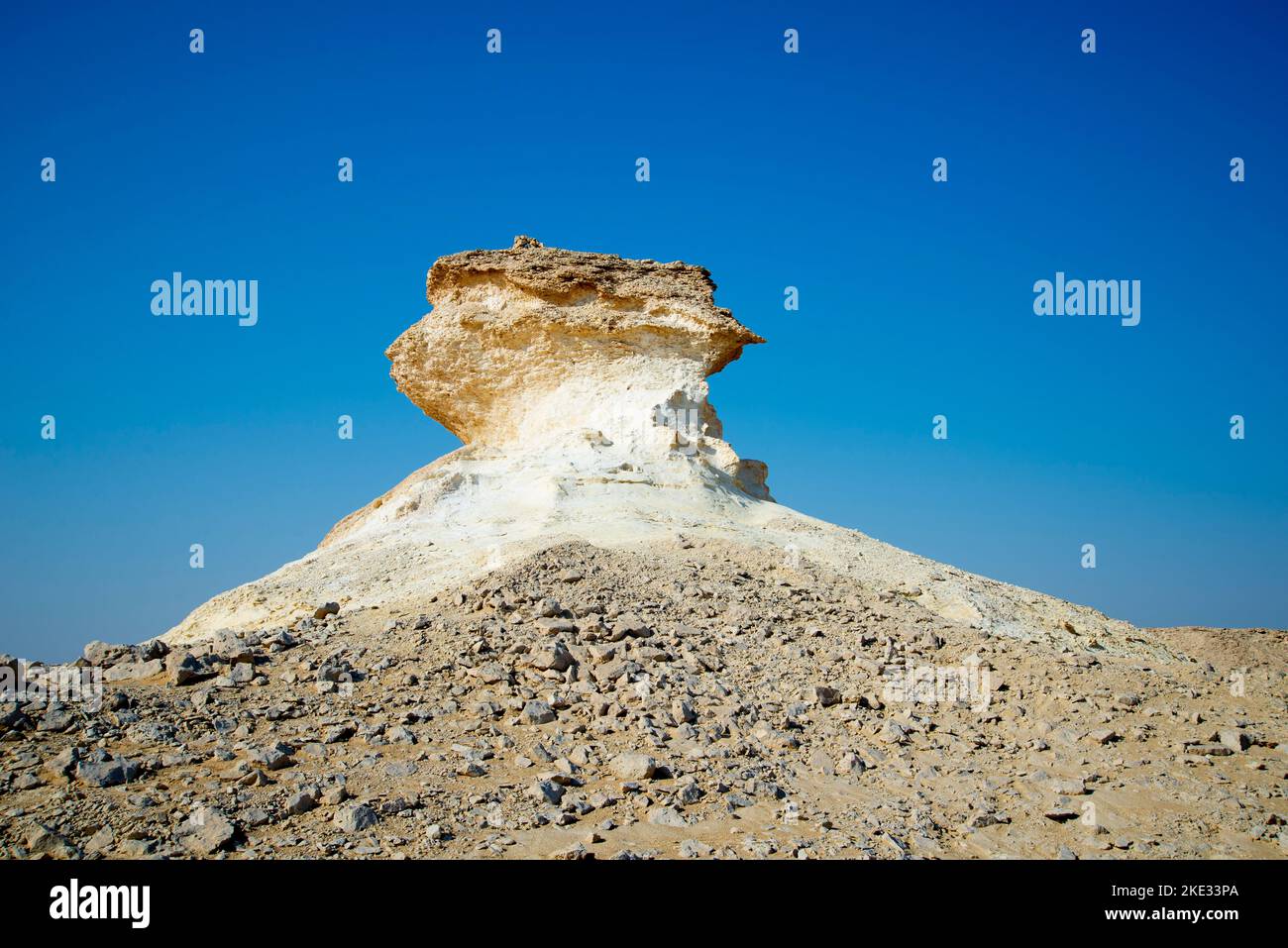 Zekreet Rock Formation - Qatar Stock Photo - Alamy