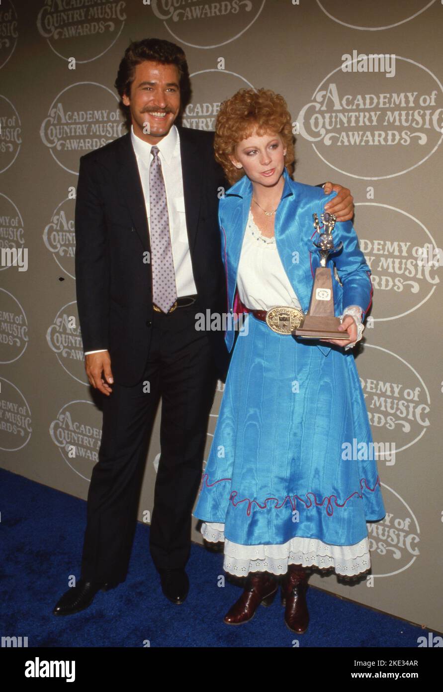Reba McEntire at The 1985 Country Music Association Awards, on October ...