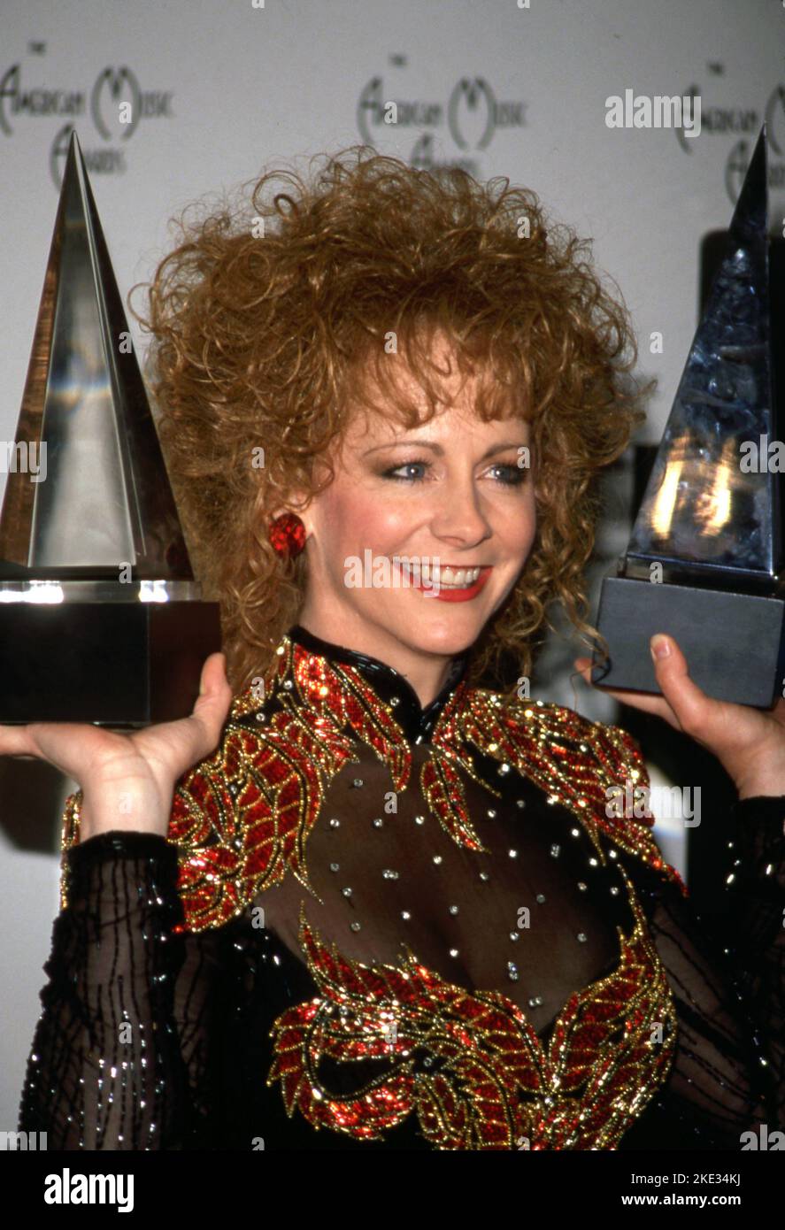 Reba McEntire at The 18th Annual American Music Awards January 28, 1991 ...