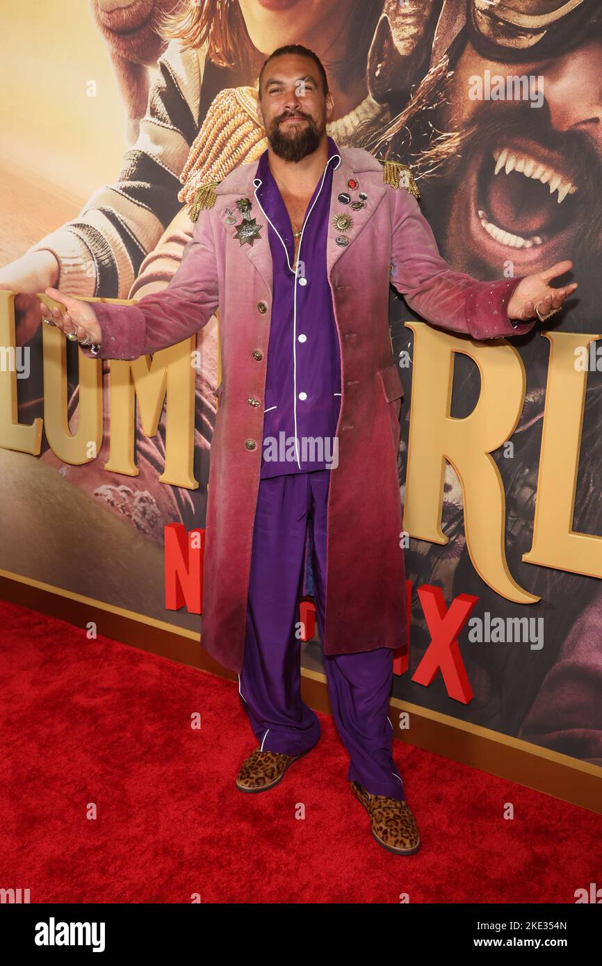 Los Angeles, Ca. 9th Nov, 2022. Jason Momoa at the LA premiere of ...