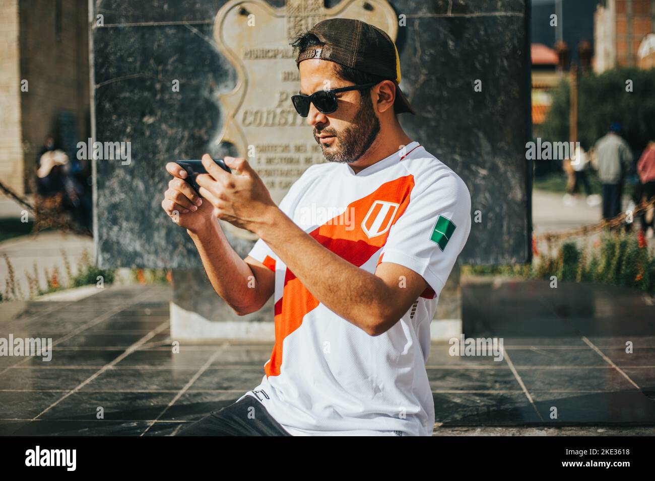 Peru boy football hi-res stock photography and images - Alamy
