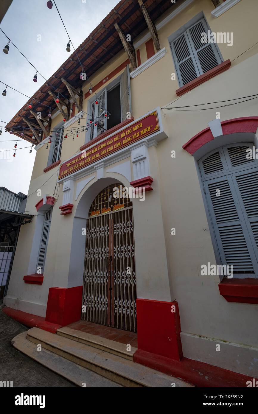 French colonial style architecture hi-res stock photography and images ...