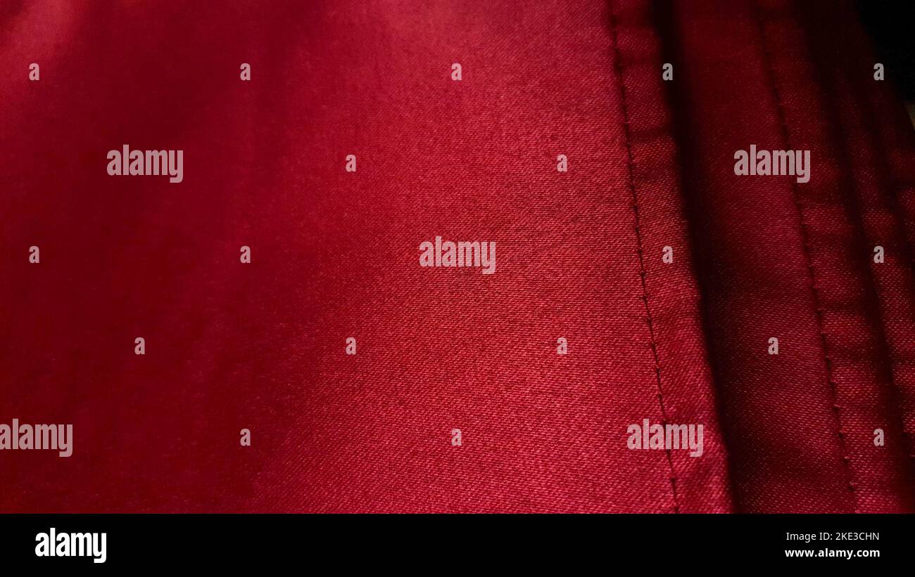 Maroon cloth hi-res stock photography and images - Alamy