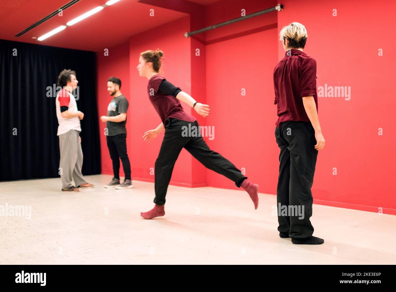 Students theatre hi-res stock photography and images - Alamy