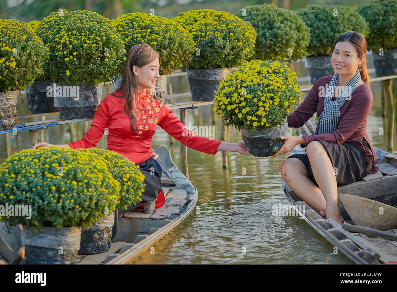 Ho Chi Minh City, Vietnam: two beautiful Vietnamese girls in the ...