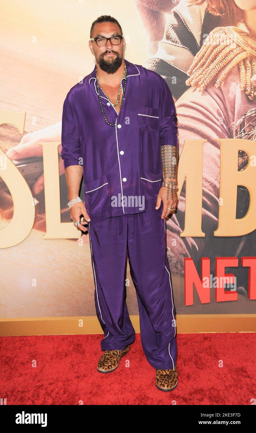 Los Angeles, CA. 9th Nov, 2022. Jason Momoa at arrivals for SLUMBERLAND ...