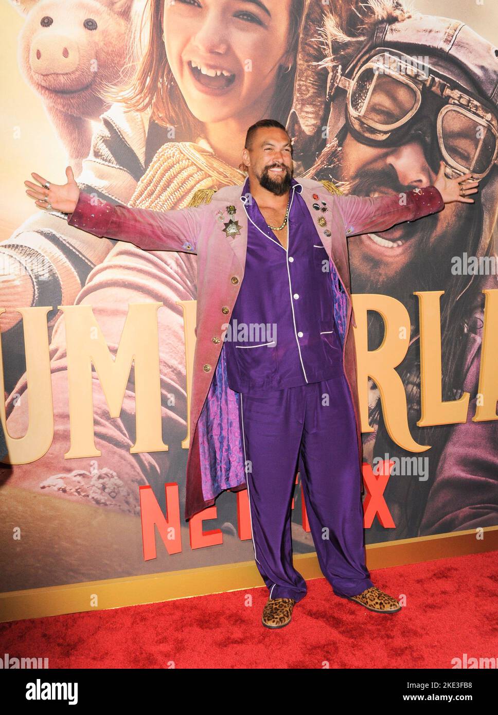 Los Angeles, CA. 9th Nov, 2022. Jason Momoa at arrivals for SLUMBERLAND ...