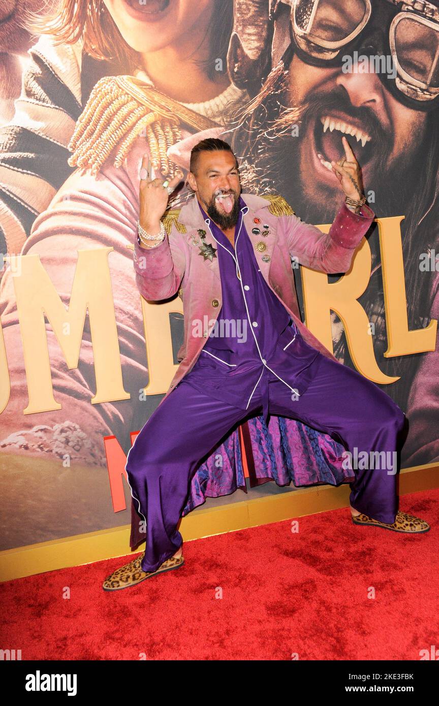 Los Angeles, CA. 9th Nov, 2022. Jason Momoa at arrivals for SLUMBERLAND ...