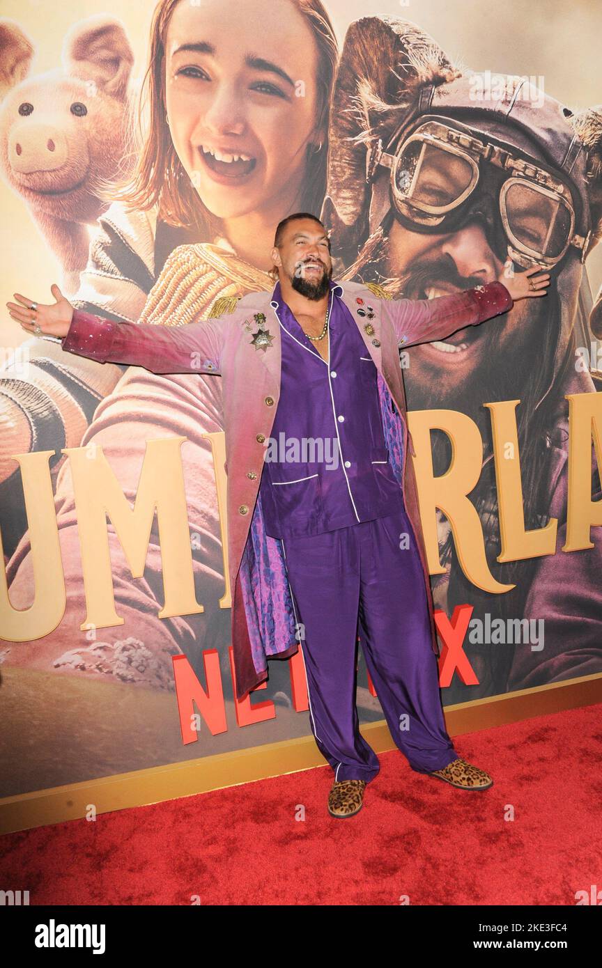 Los Angeles, CA. 9th Nov, 2022. Jason Momoa at arrivals for SLUMBERLAND ...