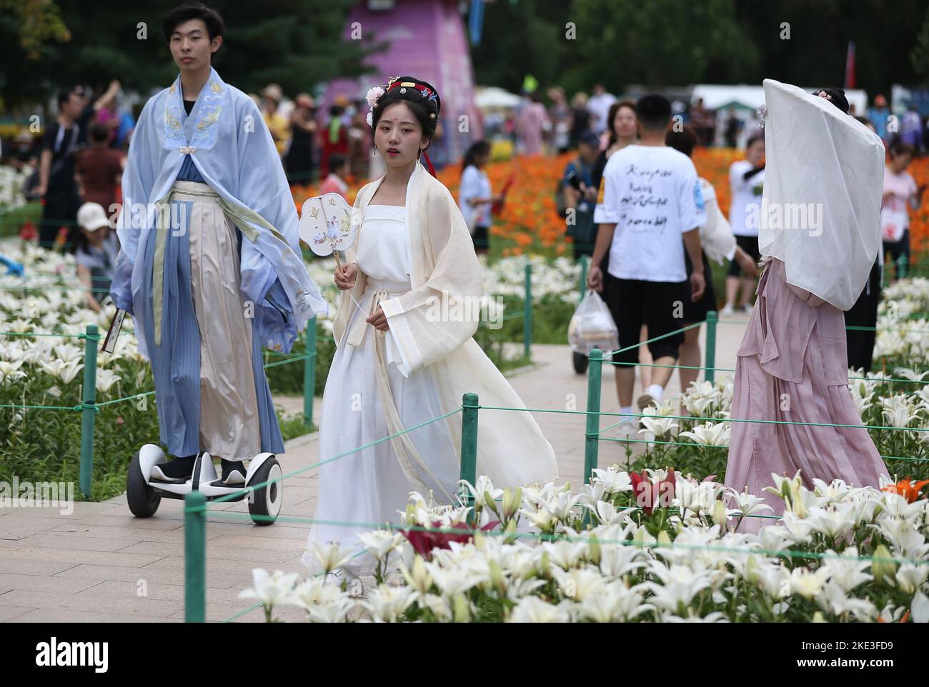 The 2nd Lily Han Culture Festival opened at Huatian Square on the bank ...