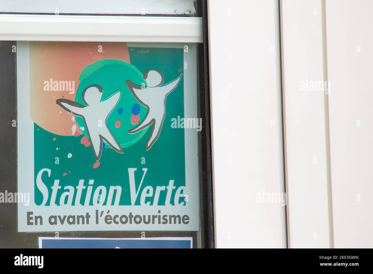 Green ecotourism hi-res stock photography and images - Alamy