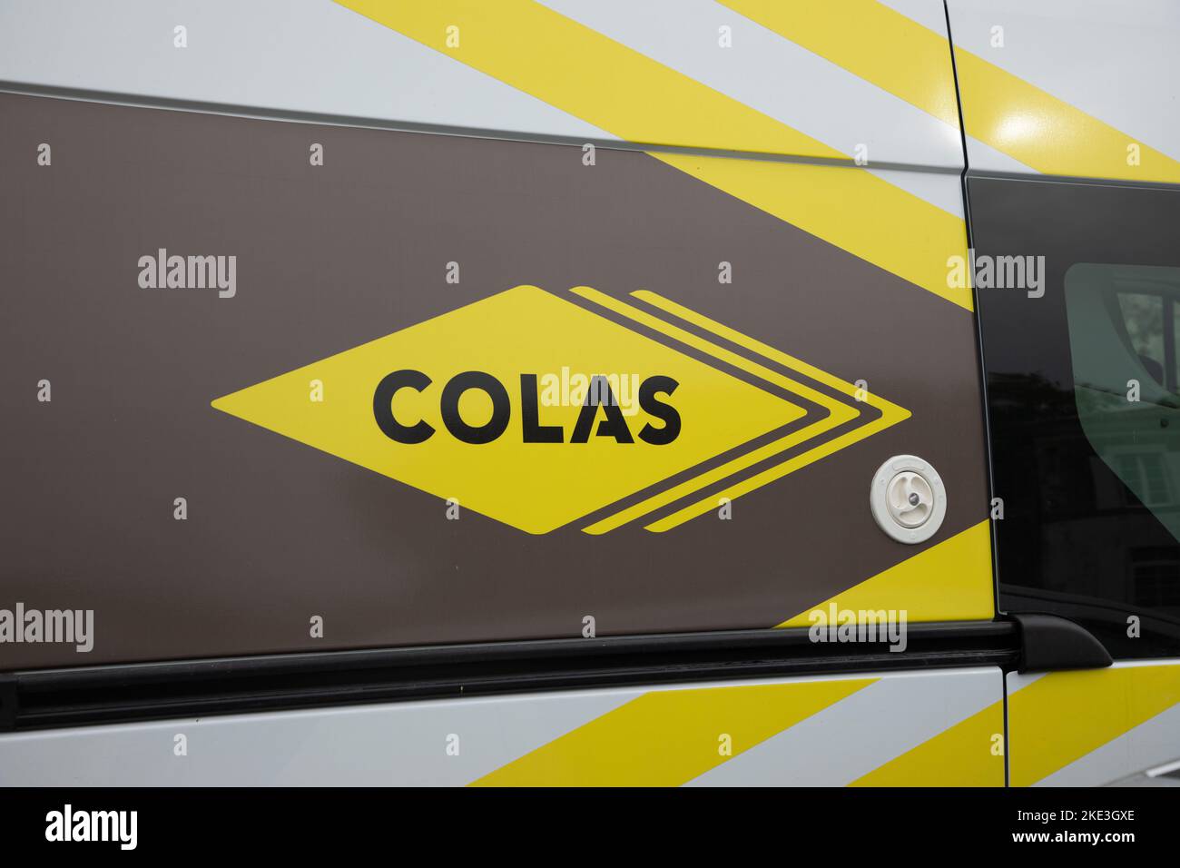 Bordeaux , Aquitaine France - 10 30 2022 : Colas logo brand and text ...