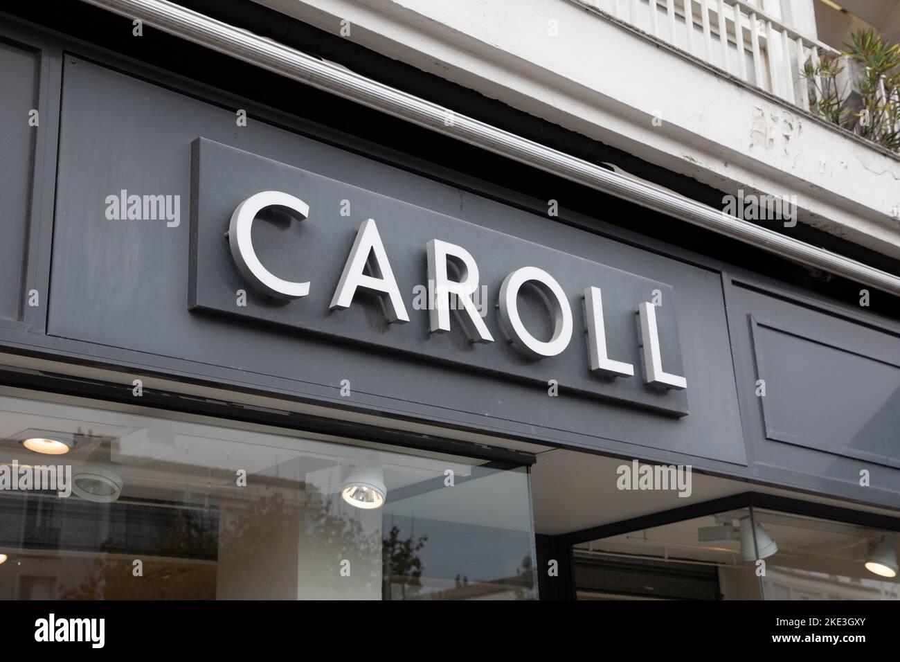 Bordeaux , Aquitaine France - 10 30 2022 : Caroll logo text sign ...