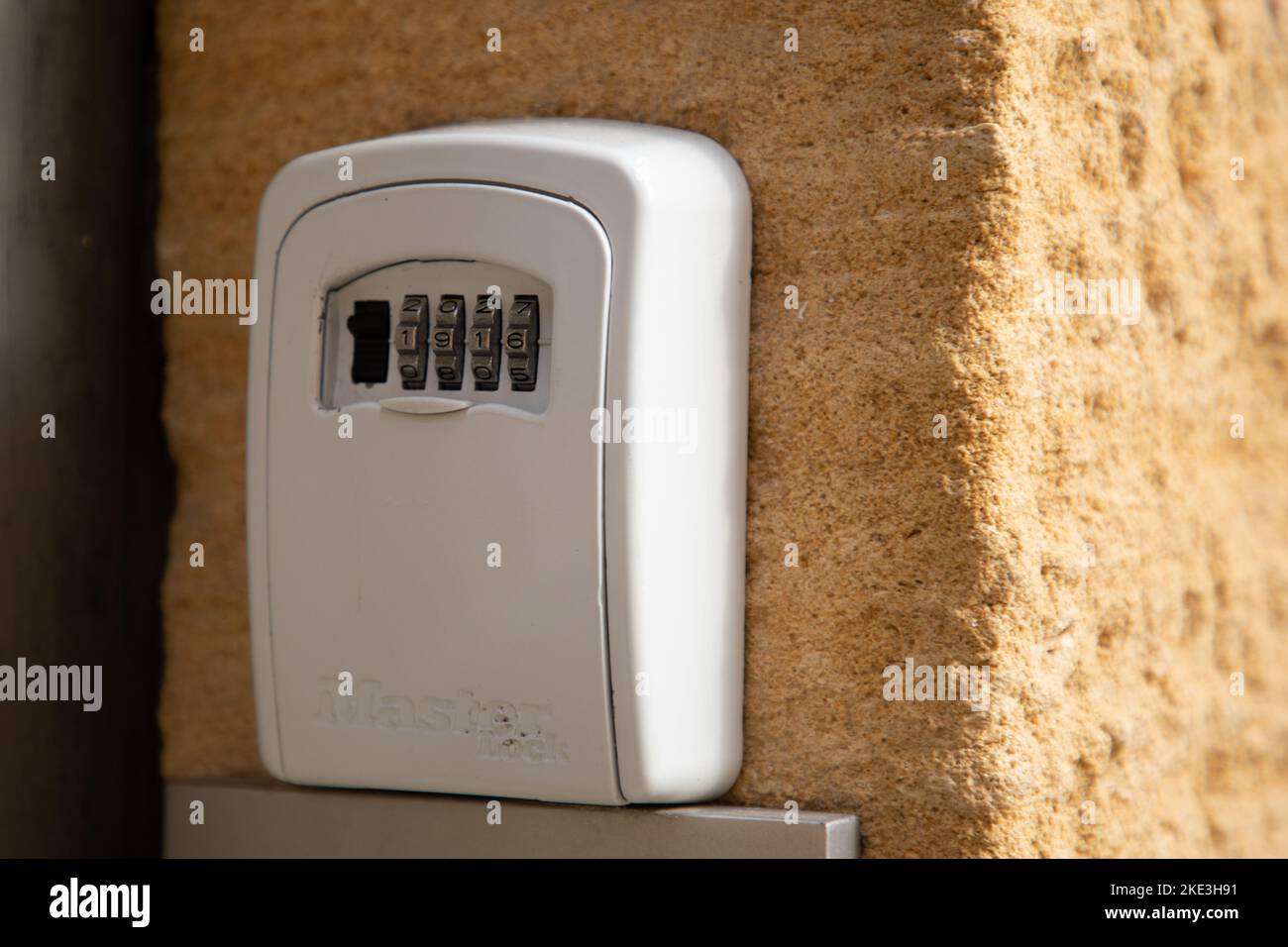 Bordeaux , Aquitaine France - 10 25 2022 : Master Lock brand logo on ...