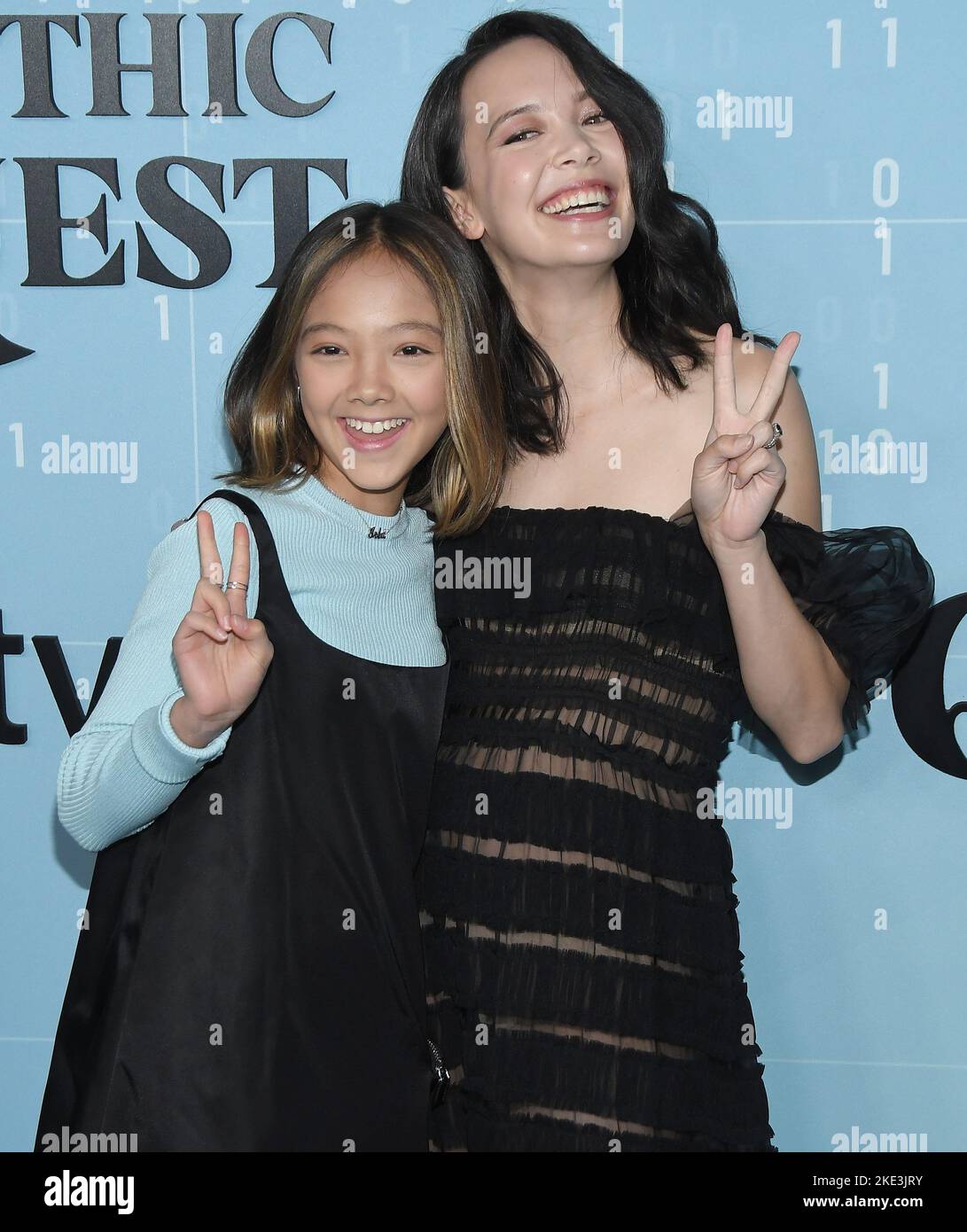 Los Angeles, USA. 09th Nov, 2022. (L-R) Isla Rose Hall and Charlotte ...