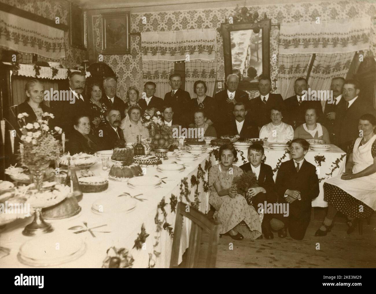 Germany people 1920s hi-res stock photography and images - Alamy
