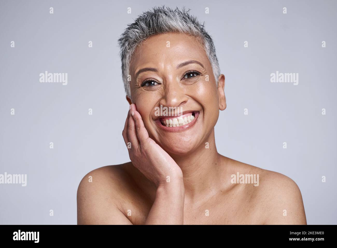Model face botox hi-res stock photography and images - Alamy