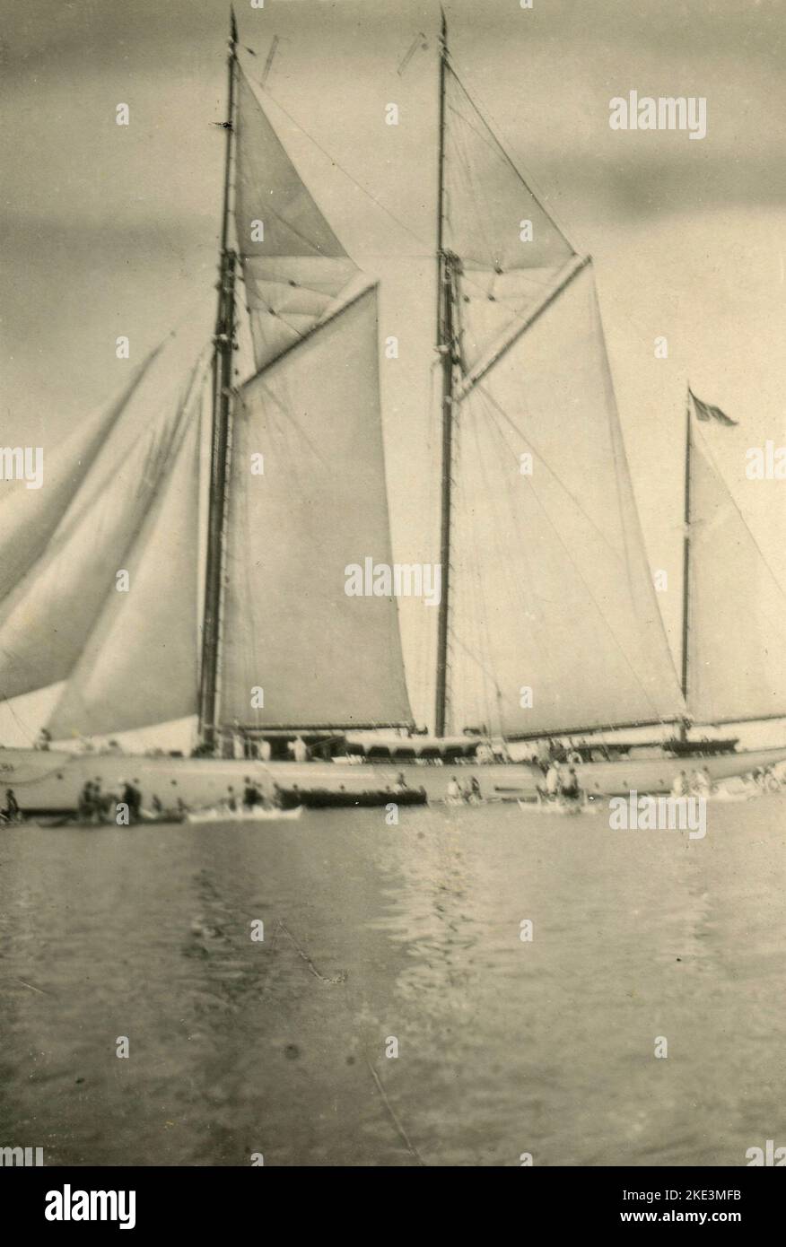 Three-must sailing vessel Aldebaran of Baron Fassini at anchor ...