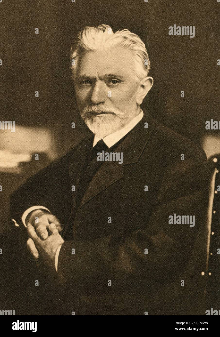 German socialist politician hi-res stock photography and images - Alamy