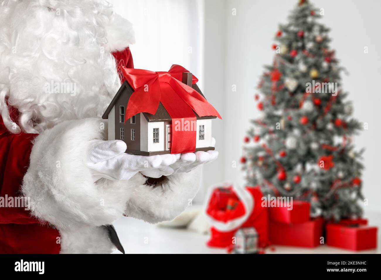 Claus party house business hi-res stock photography and images - Alamy