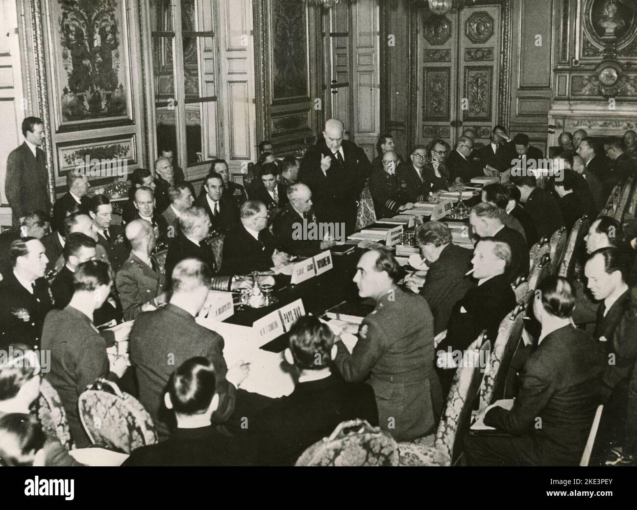 Meeting of the 12 ministers of Defence of the Atlantic Treaty: US Mr ...