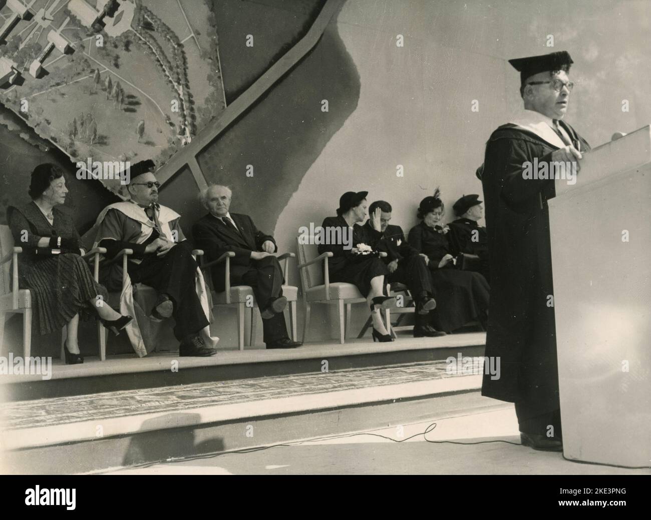 Weizman institute of science hi-res stock photography and images - Alamy