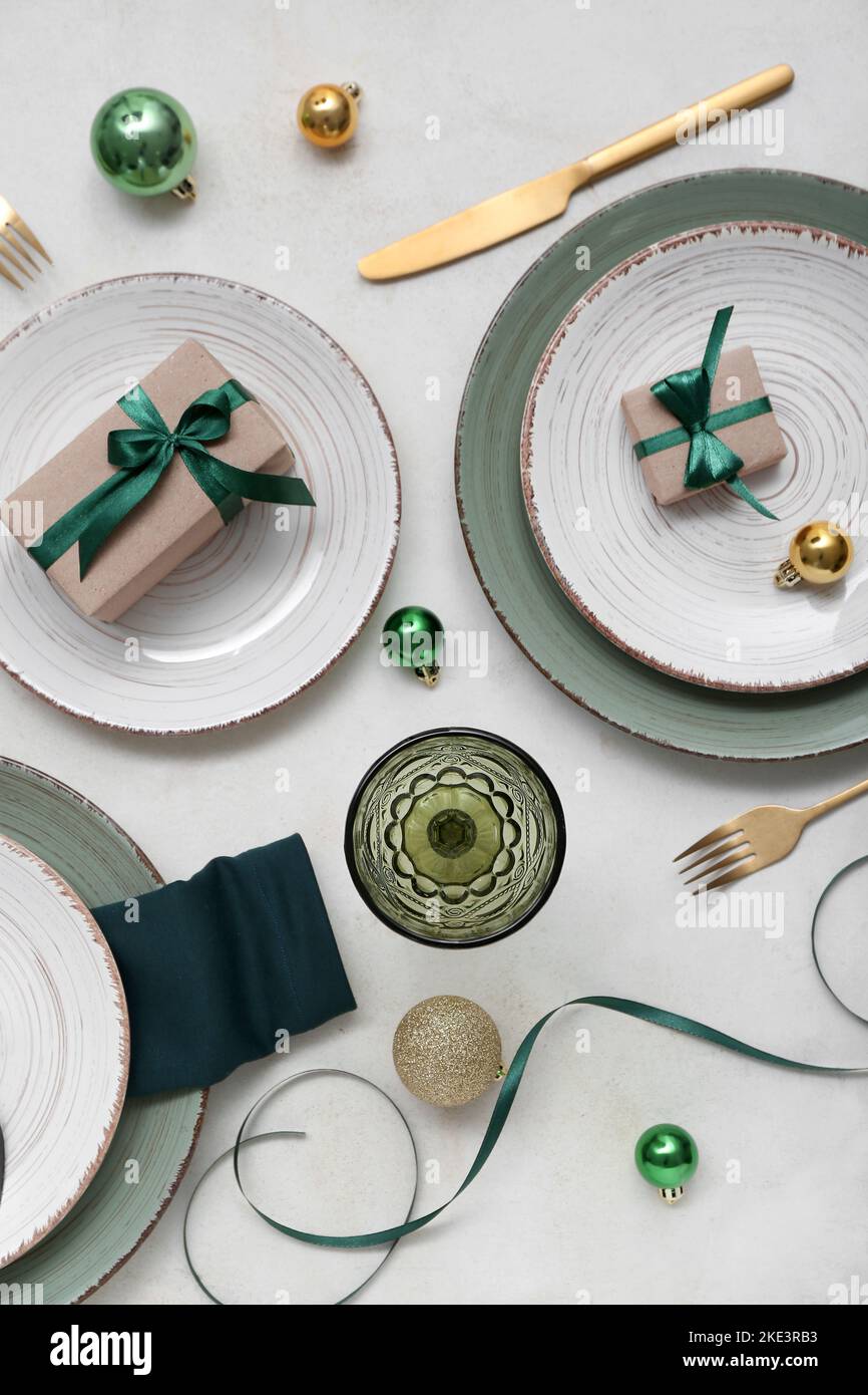 Beautiful presents on plate hi-res stock photography and images - Alamy